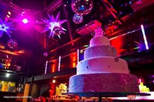 Como Organizar uma Festa Balada – 30 Decorações & Dicas Preciosas!