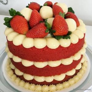 Bolo Decorado com Morango – 52 Modelos e Inspirações Belíssimas!