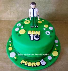 Bolo do Ben 10: 50 fotos + dicas incríveis para sua festa!