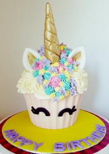 Cupcake Gigante - As 60 Ideias + Surpreendentes & Receitas Deliciosas